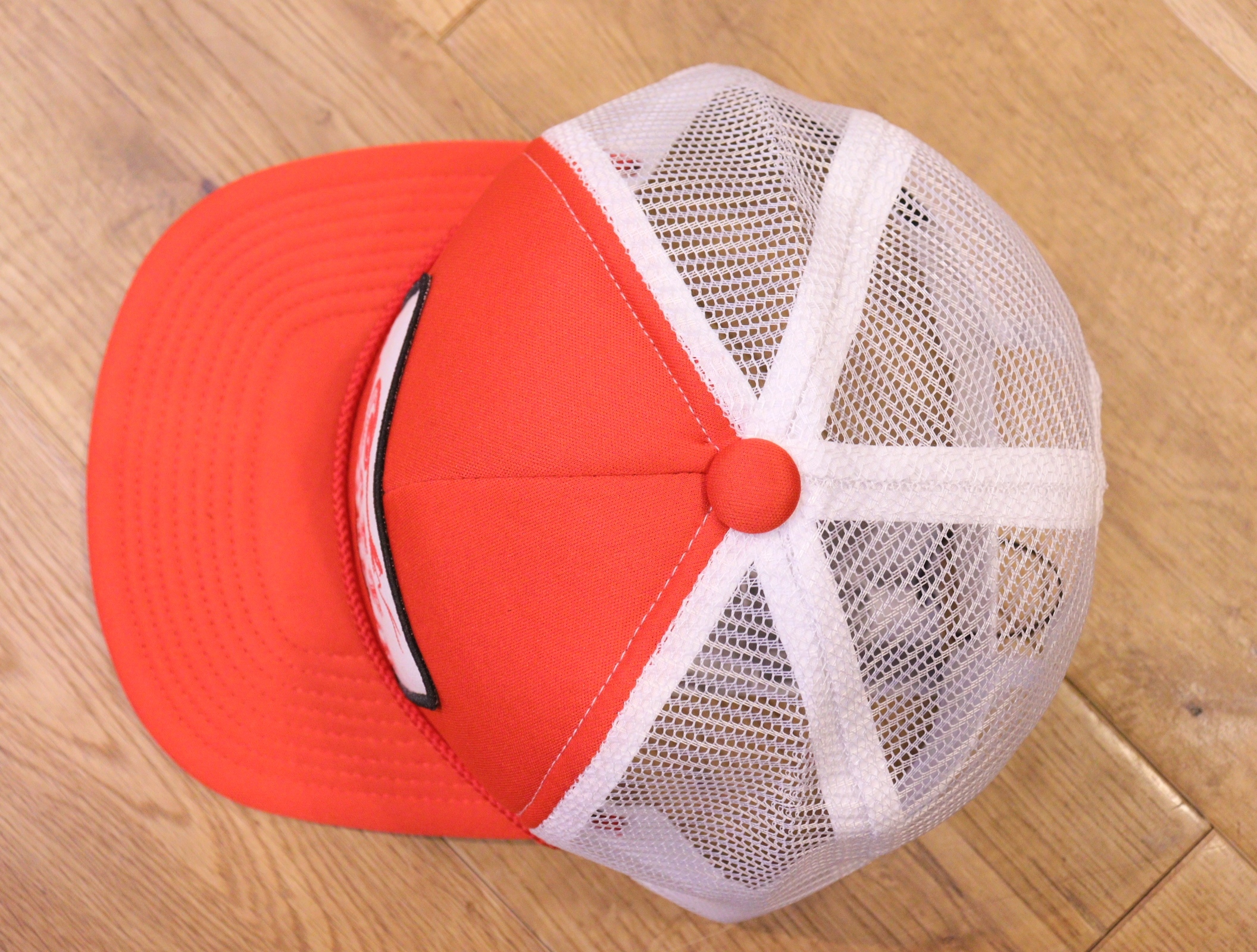 SOFTMACHINE 「SNAKE LOGO」 メッシュキャップ